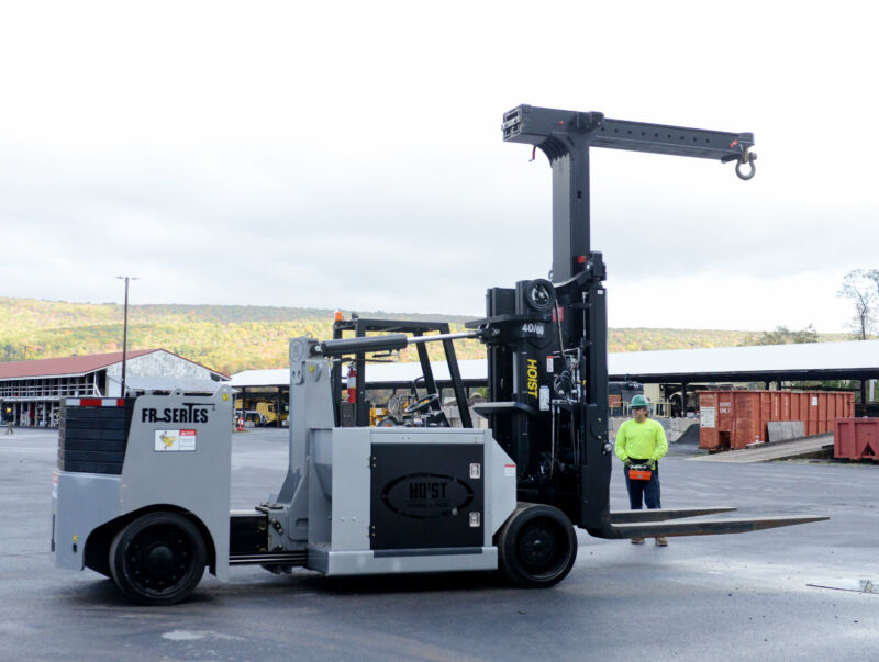 Rigging Machine Rental - Zartman Construction, Inc.